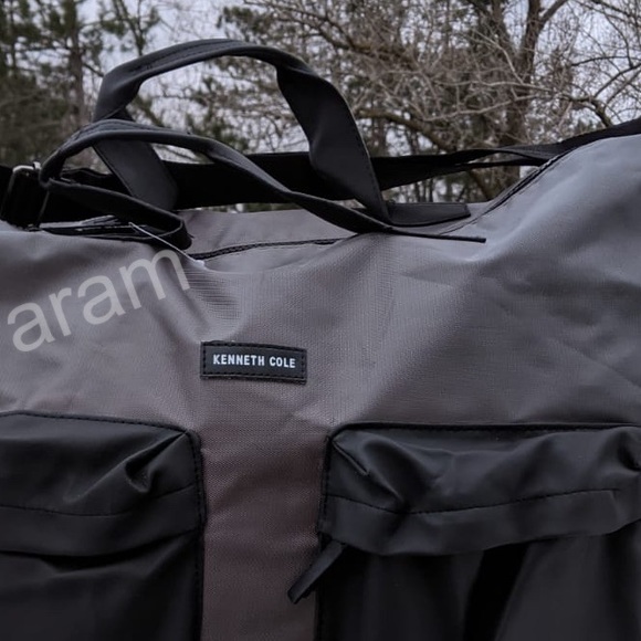 Kenneth Cole | Bags | Kenneth Cole Duffle Bag | Poshmark